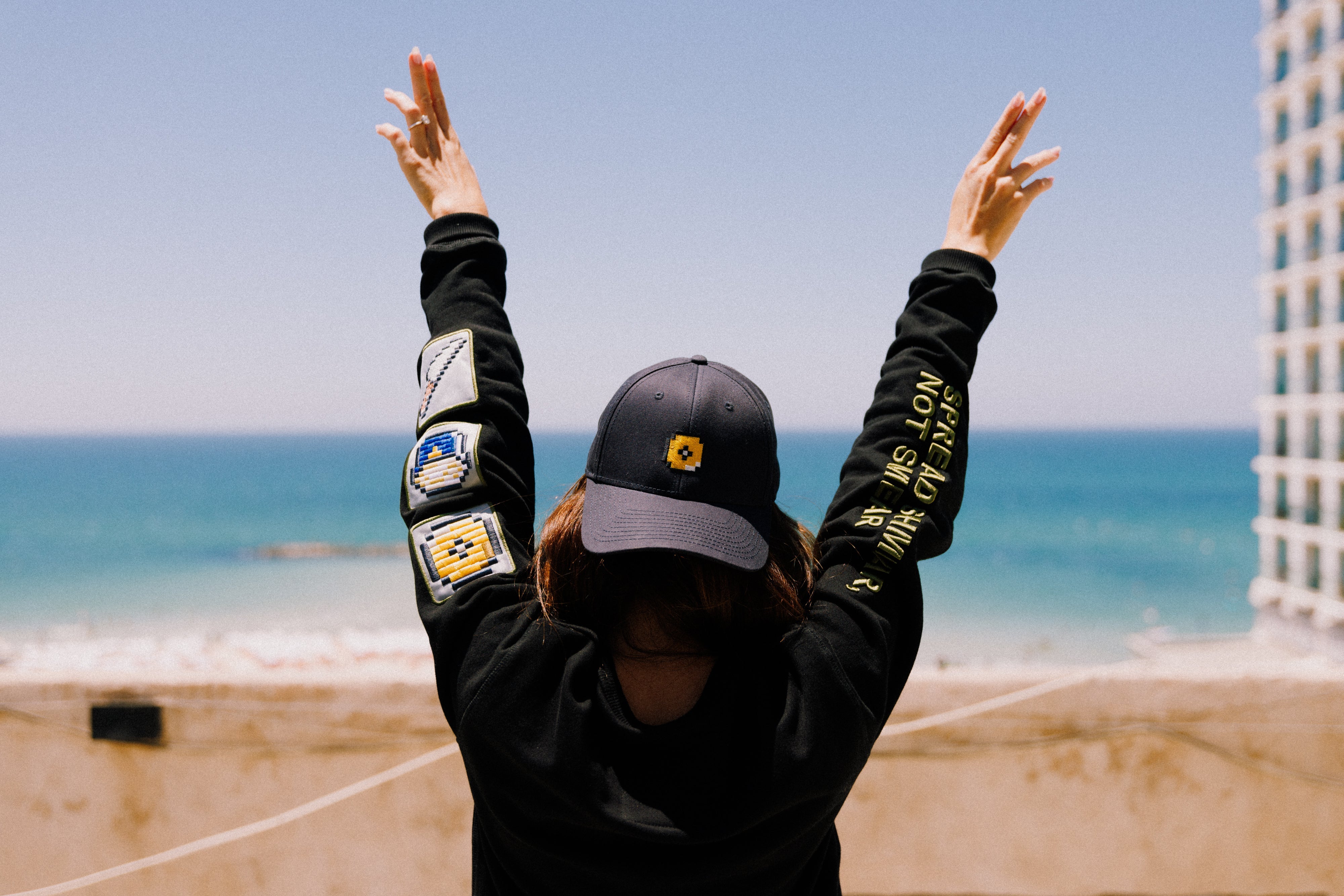 Am Israel Chai × SHMEAR | Limited Edition Tea & Streetwear Collab